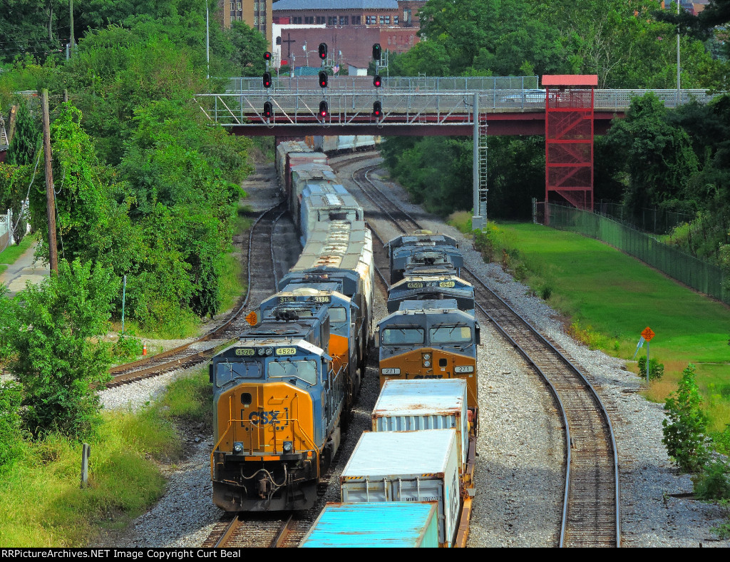 CSX 4526 and 3136 (2)